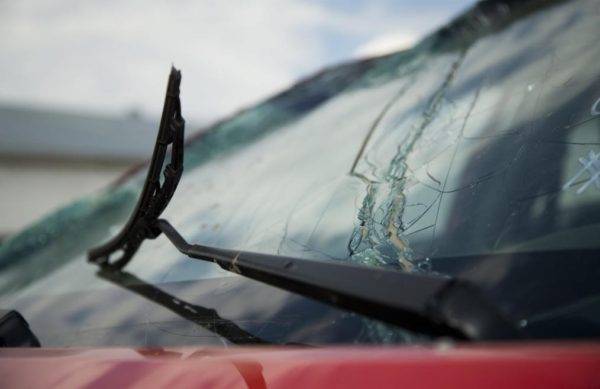 Know The Facts: A Short Guide to Cracked Windshield Laws | Auto Glass ...