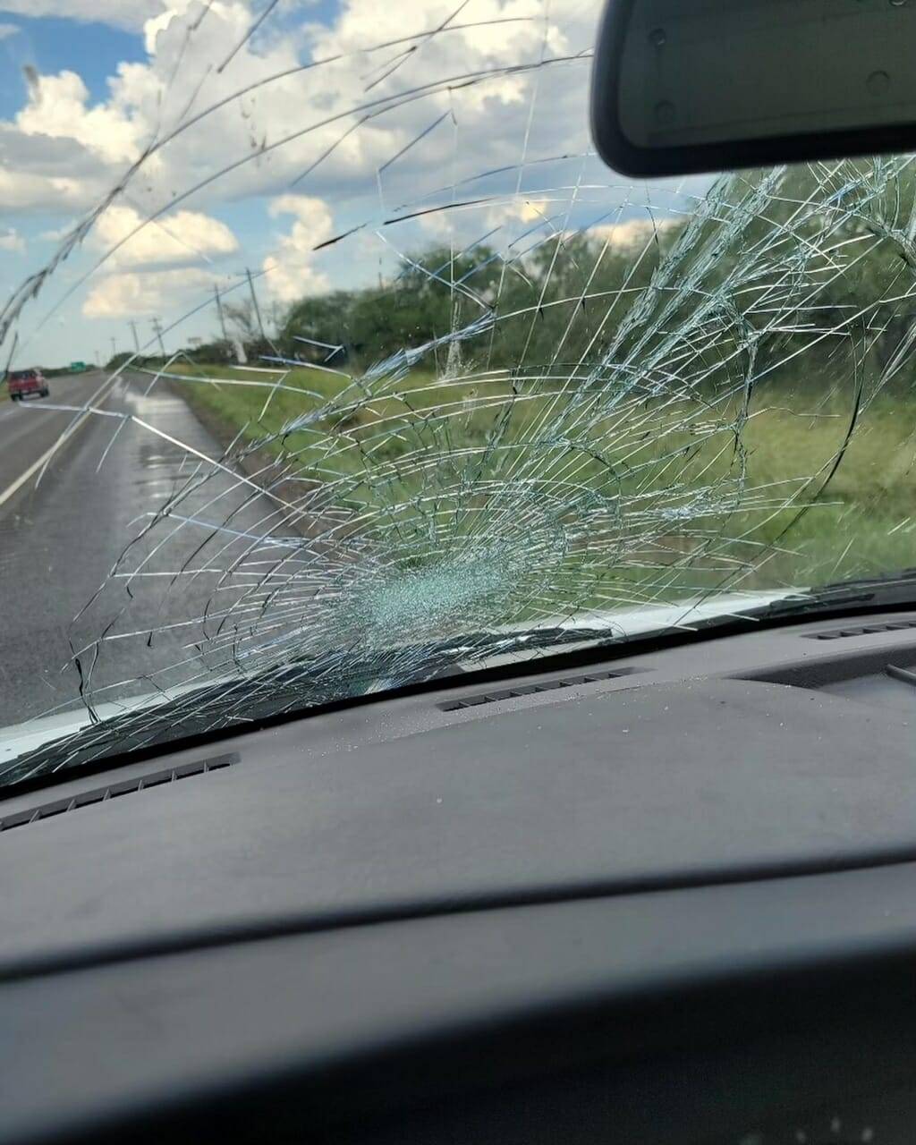 Commercial Truck Windshield & Window Replacement & Repair Near San ...